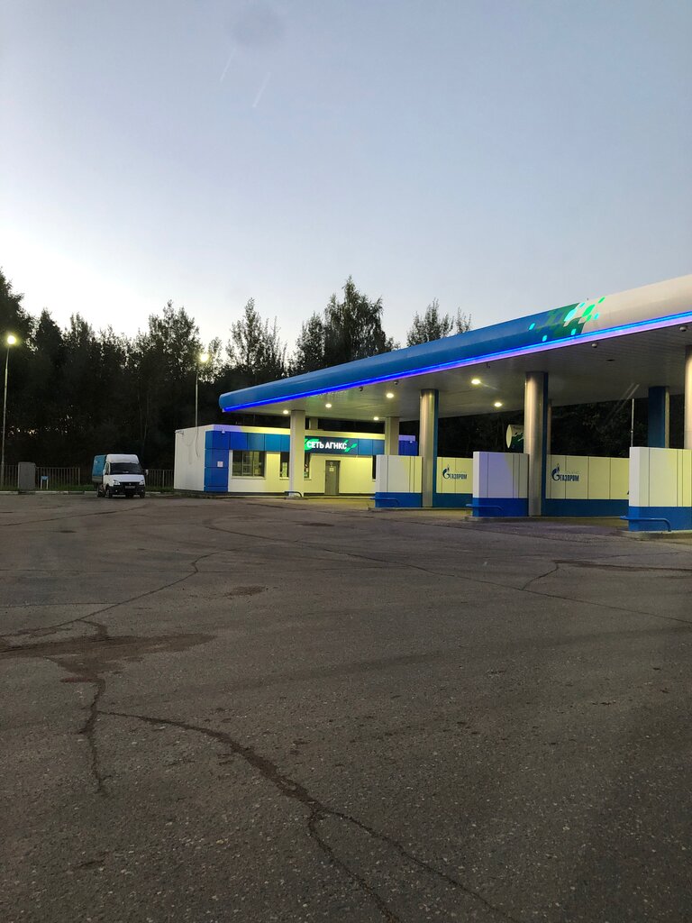Benzin istasyonu Gazpromneft, Yaroslavskaya oblastı, foto