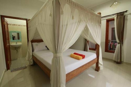 Otel Suryadina Guest House, Bali, foto