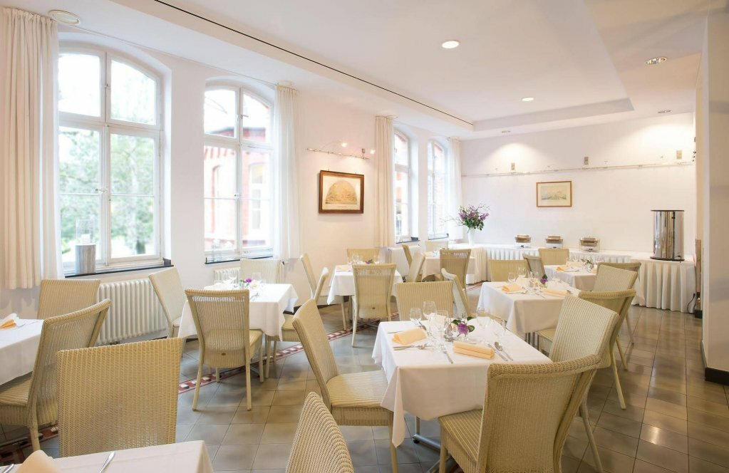 Otel Hotel MutterHaus Düsseldorf, Düsseldorf, foto