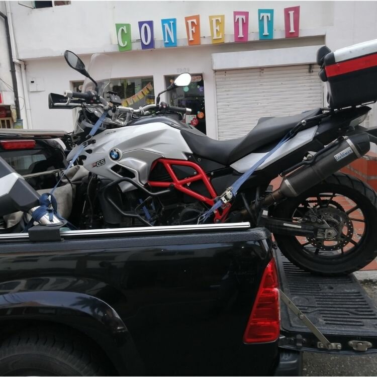 Vinç firmaları Moto Grúa CG, Medellin, foto