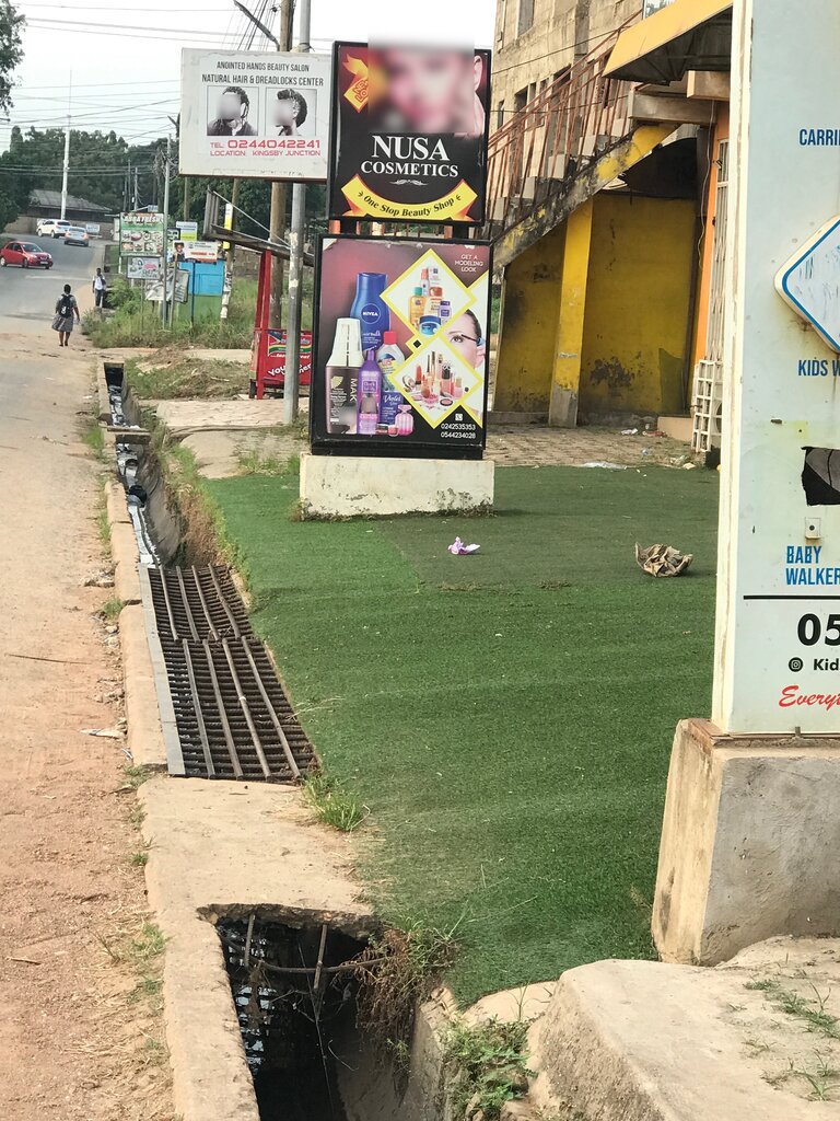 Kozmetik ve parfümeri mağazaları Nusa cosmetics, Dünya, foto