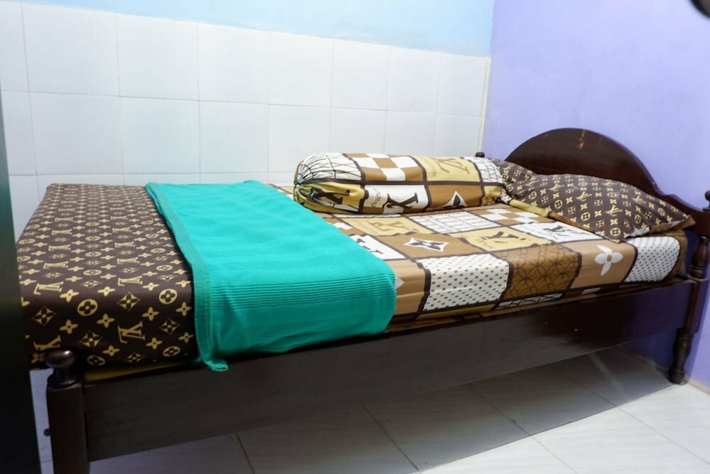 Otel Oyo 2342 Asti Residence 1, Surabaya, foto