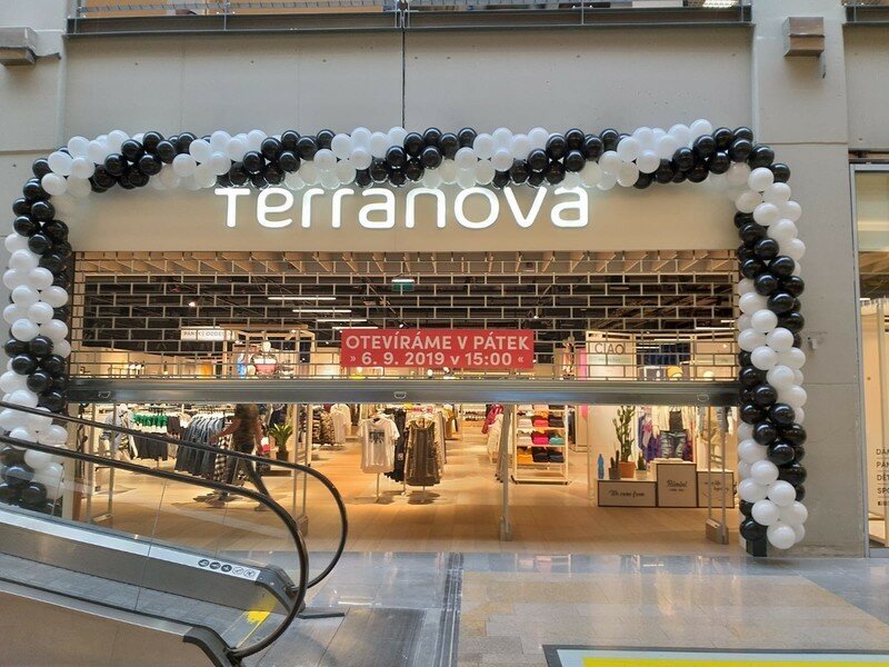 Çocuk giyim mağazaları Terranova, Liberec, foto