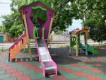 Playground (Autonomous Republic of Crimea, Yevpatoriya, Skvoznoy pereulok), oyun alanı  Yevpatorya'dan