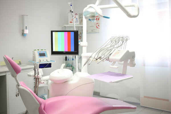 Özel ağız ve diş sağlığı klinikleri ve muayenehaneleri Studio Dentistico Zarantonello Dr. ssa Paola, Dünya, foto