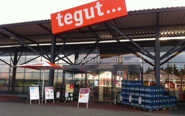 Süpermarket Tegut... gute Lebensmittel, Hesse, foto