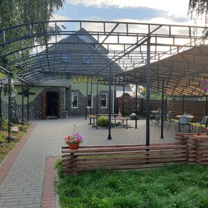 Трактир (Turbinny zavulak No:14А), kafe  Baranavichy'den