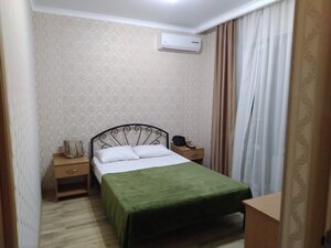 Nekrasov (ulitsa Nekrasova No:22), otel  Goriaçi Kliuç'tan