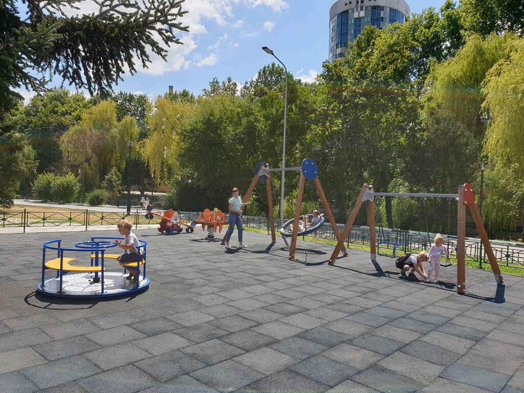 Oyun alanı Playground, Simferopol (Akmescit), foto