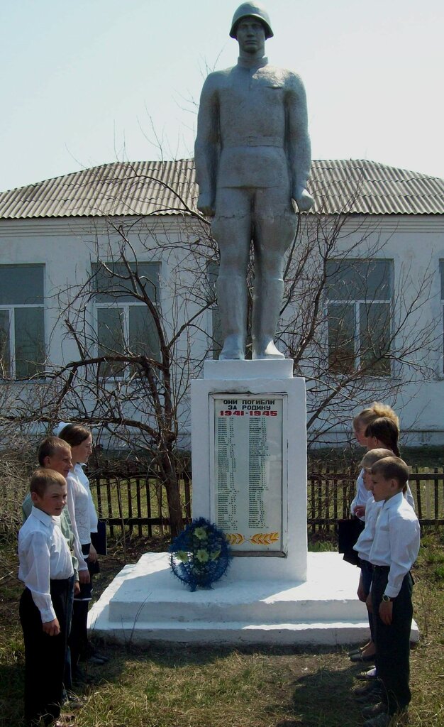 Anıt, heykel Воинам-участникам Великой Отечественной войны, Novosibirskaya oblastı, foto
