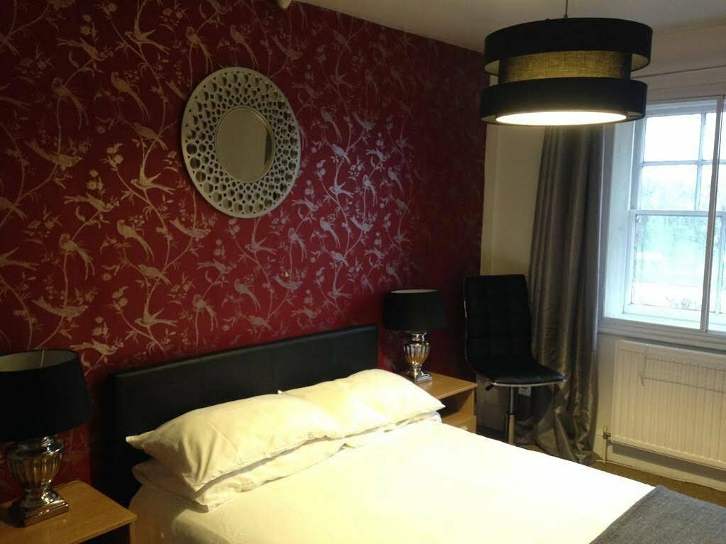 Otel The Crown Inn - by Blunt Bars, İngiltere, foto