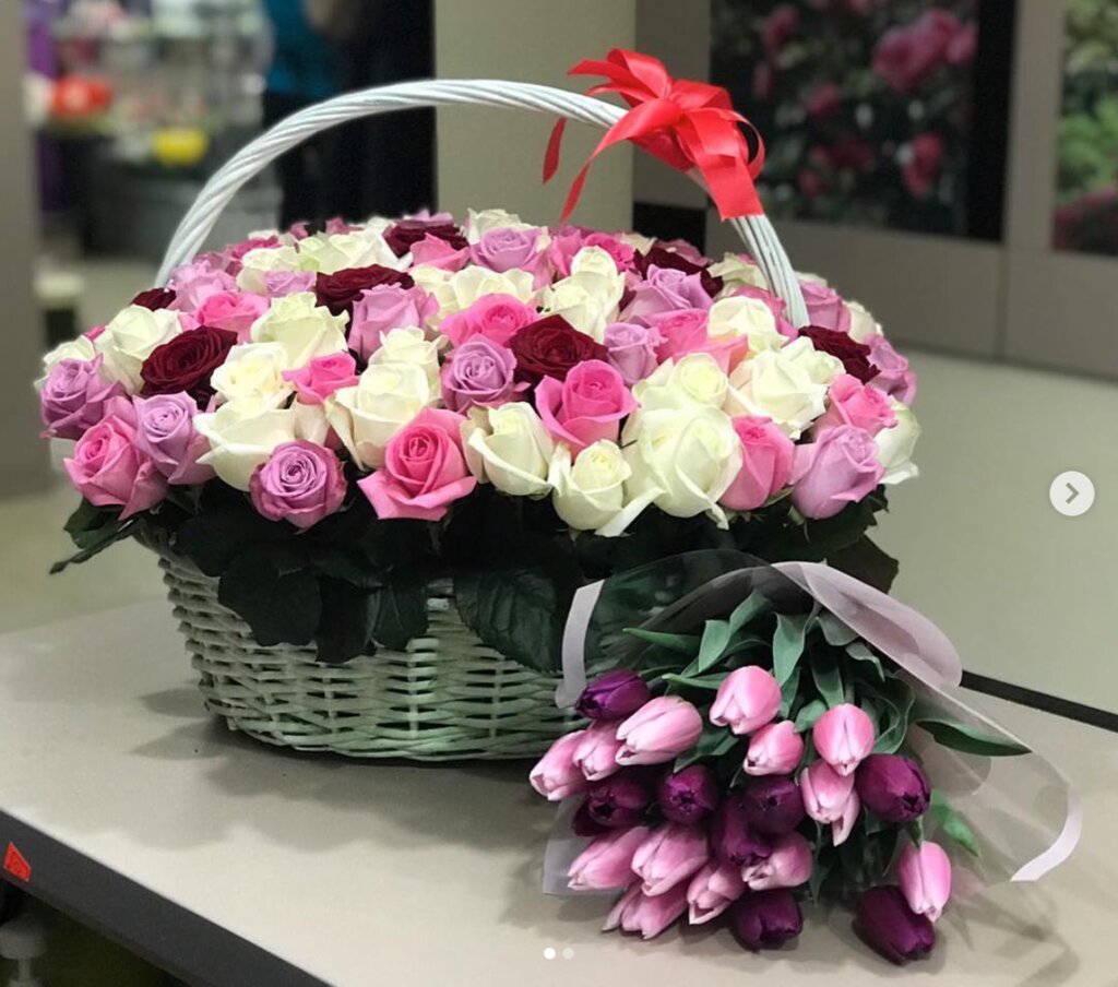 Çiçekçiler Dolina Cvetov, Aksay, foto