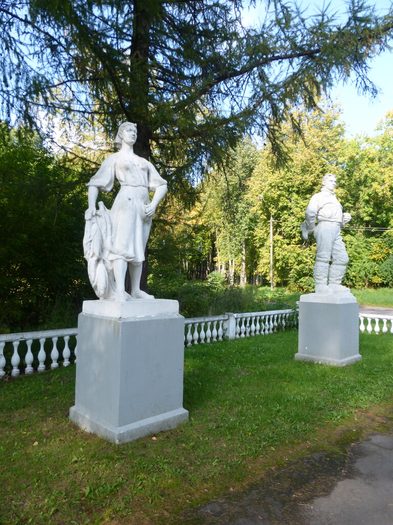 Anıt, heykel В.П. Чкалов, Rybinsk, foto