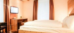 Gasthaus zur Waldegg, Bw Signature Collection (Kantonsstrasse No:8, Horw), otel  Lucerne'den