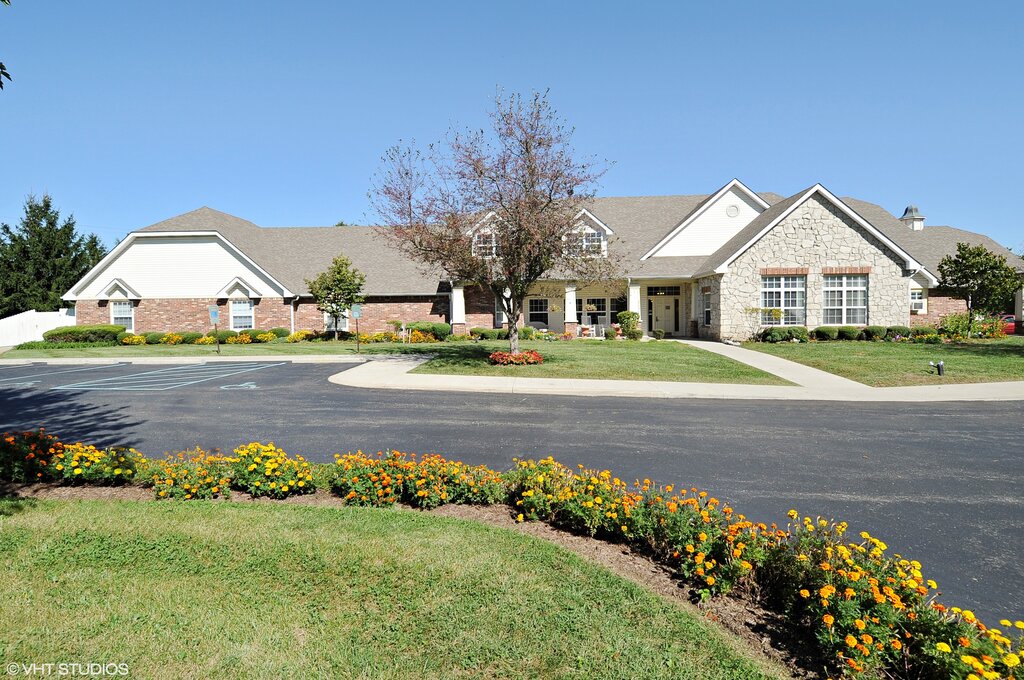 Huzurevi, bakımevi Keepsake Village of Columbus Memory Care, İndiana Eyaleti, foto