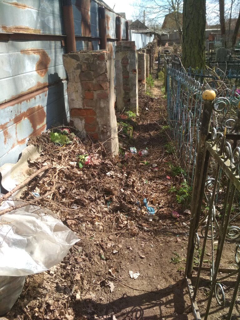 Mezarlıklar Pieskavacinskija mohilki, Vitebsk, foto