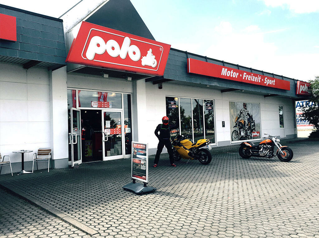 Motosiklet yedek parçaları Polo Motorrad Store Leipzig, Leipzig, foto