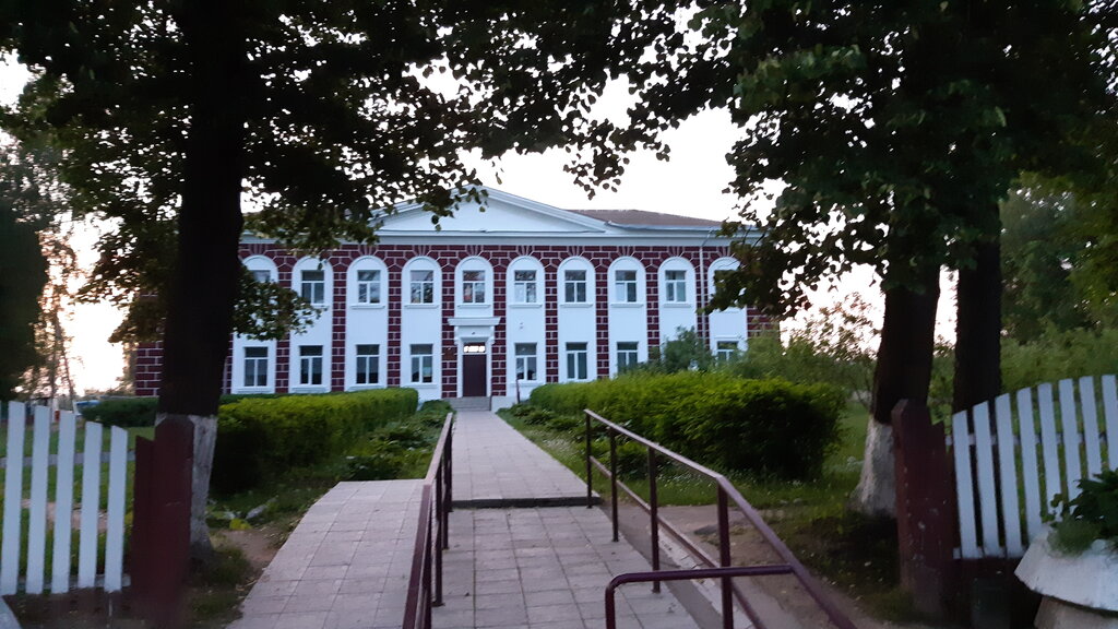 Yüksekokul Litsey Selskokhozyaystvennogo Proizvodstva Professionalny Gosudarstvenny Uo, Vitebskaya oblastı, foto