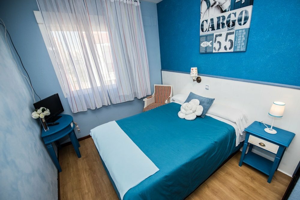 Otel Hostal La Carretera, , foto
