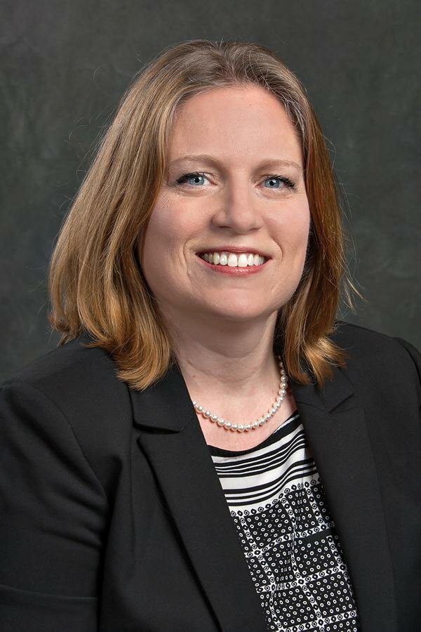 Yatırım fonu firmaları Edward Jones - Financial Advisor: Britney T Shockley, Arizona Eyaleti, foto