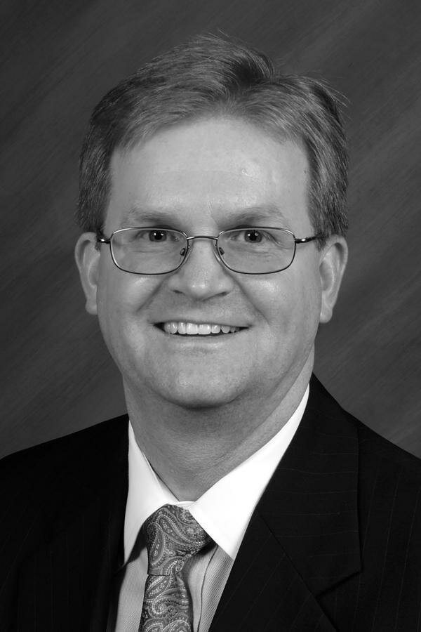 Yatırım fonu firmaları Edward Jones - Financial Advisor: John Mark Bourne, Aams™, Missisippi Eyaleti, foto