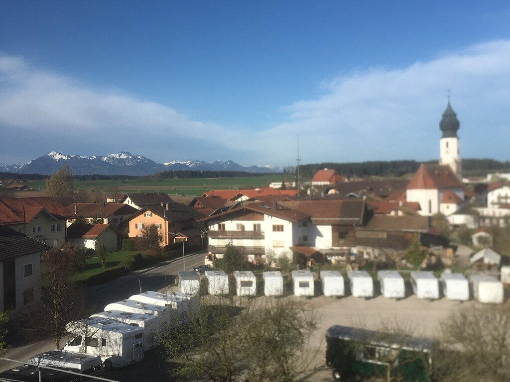 Emlak ofisi Wohnmobile F. X. Bernauer, Bavyera, foto