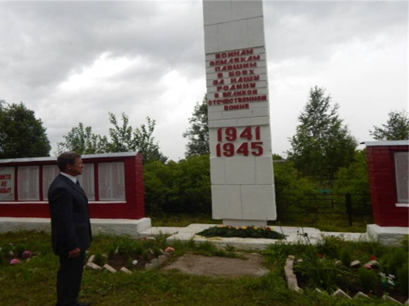 Anıt, heykel Обелиск, Vologodskaya oblastı, foto