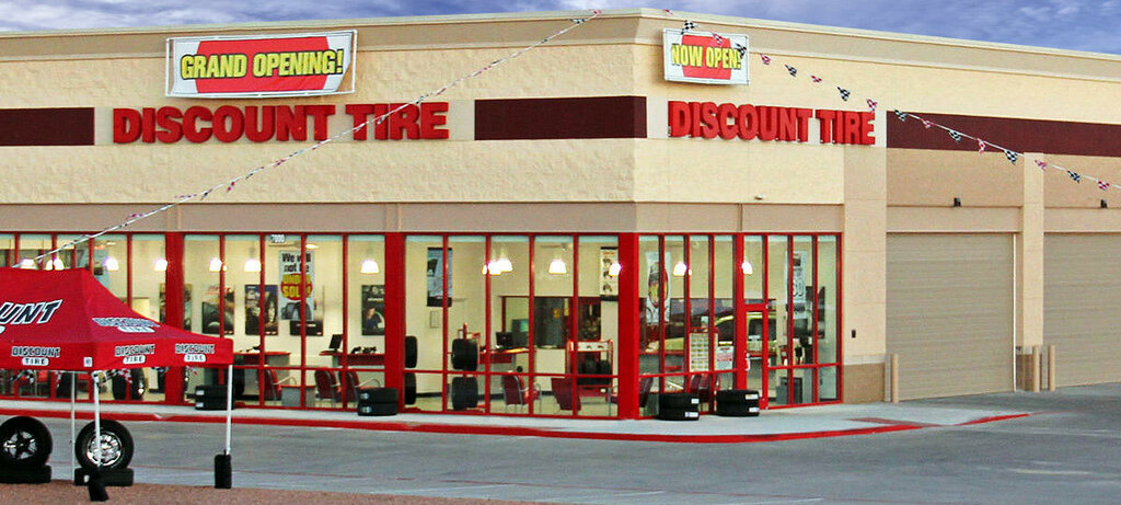 Jant ve lastikçiler Discount Tire, Texas, foto