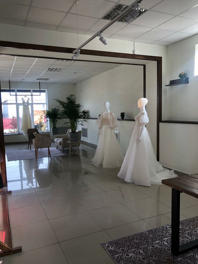 Düğün mağazası La Núvia, Cherkessk, foto