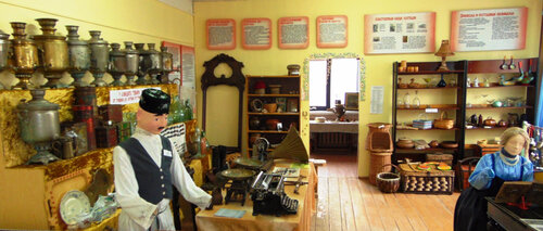 Müzeler ve sanat galerileri Uninsky istoriko-krayevedchesky muzey Mbuk, Kirovskaya oblastı, foto