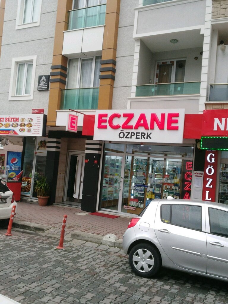 Eczaneler Özperk Eczanesi, İstanbul, foto