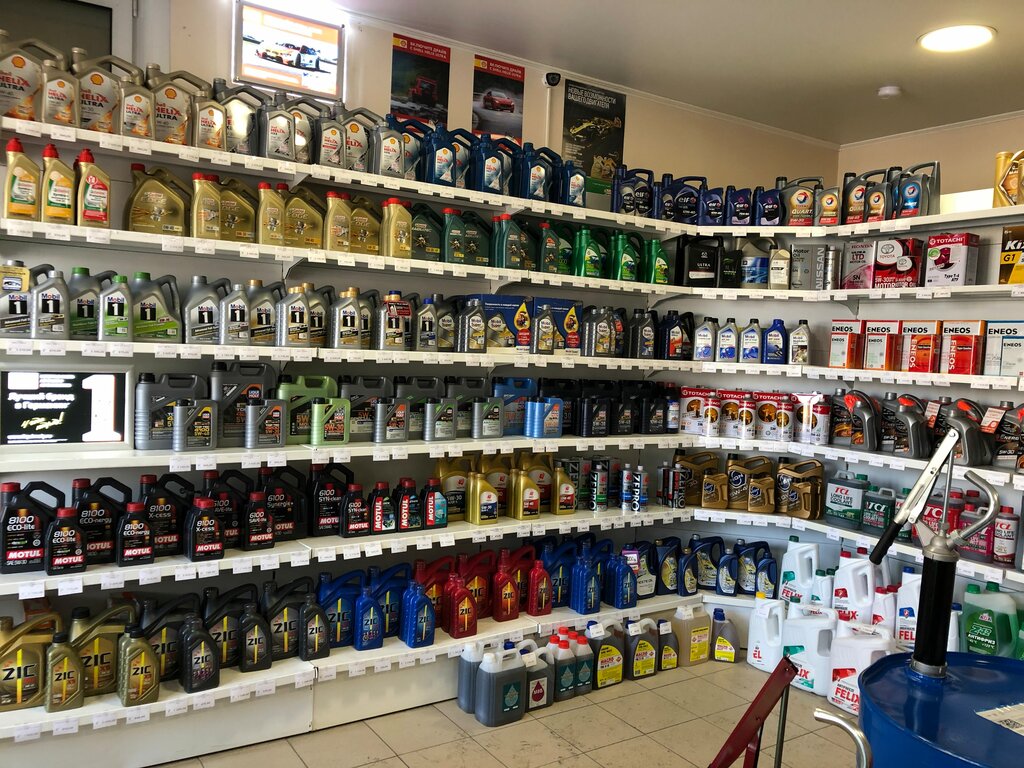 Yağlama ürünleri Automarket Motor Oil, Krasnoyarsk, foto
