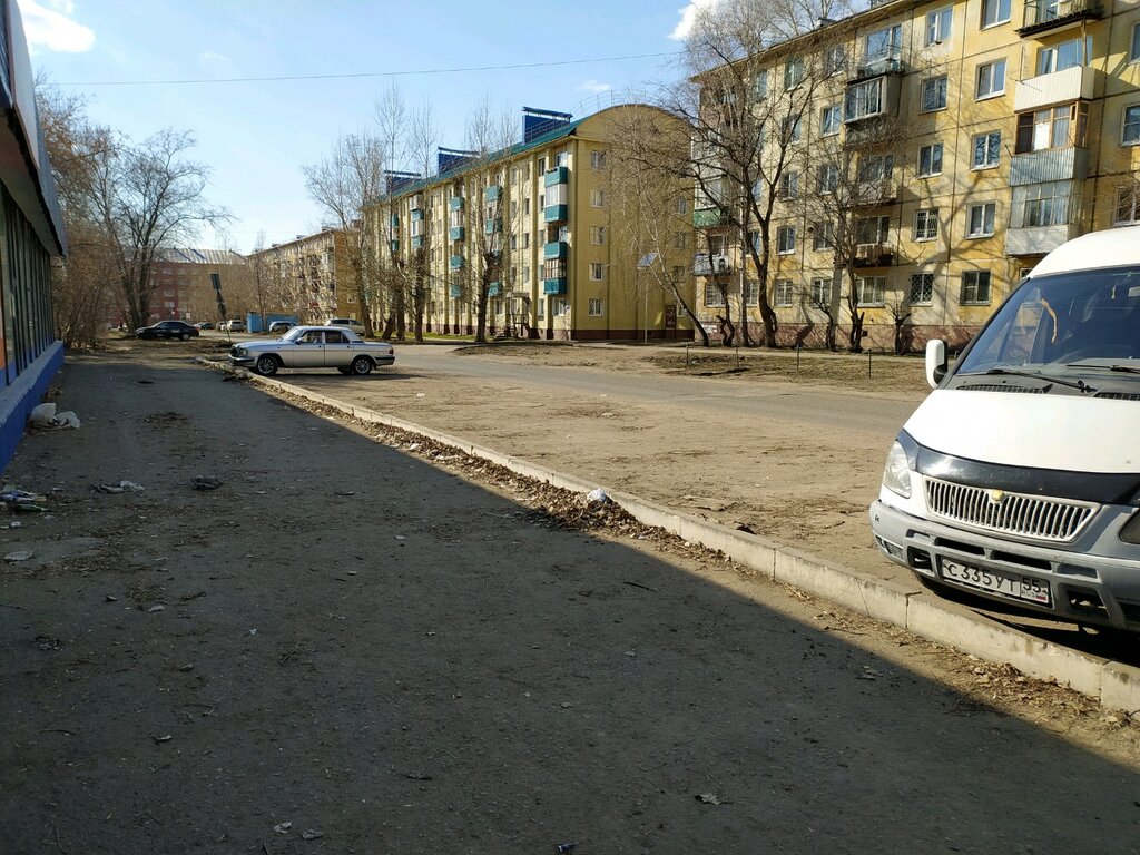 Otoparklar Автостоянка, Omsk, foto