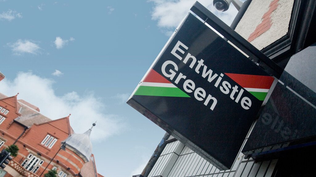 Arazi dizisi Entwistle Green Sales and Letting Agents Widnes, İngiltere, foto