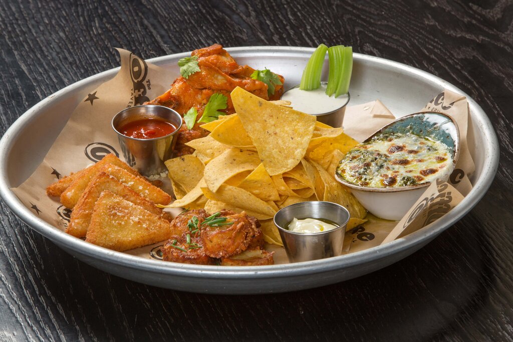 Restoran Office Tavern & Grill, Summit, foto