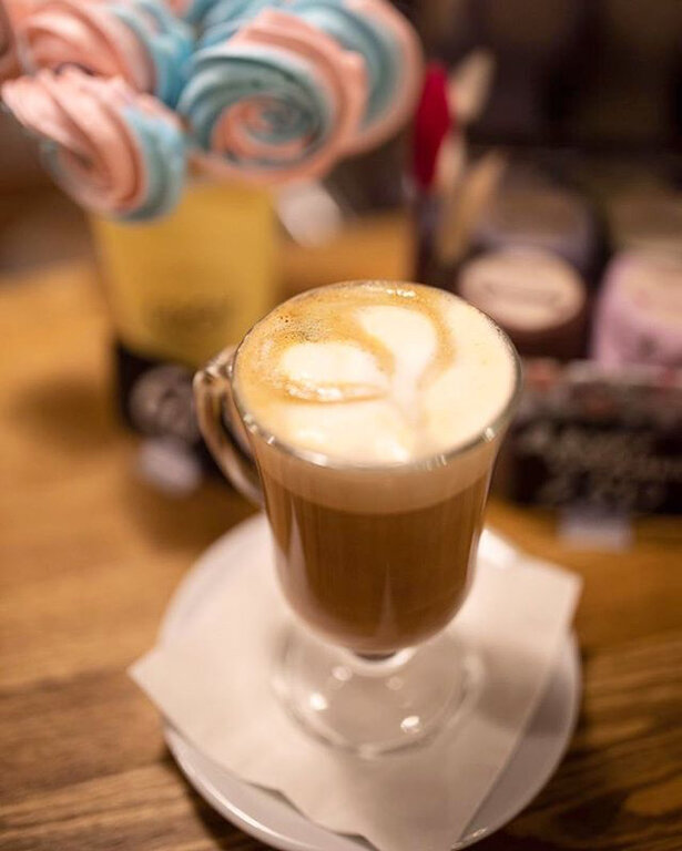 Kahve dükkanları Свои, Saint‑Petersburg, foto