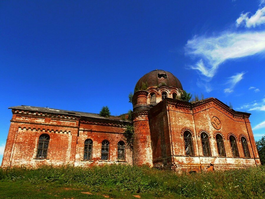 Ortodoks kiliseleri Покровская церковь, Udmurtiya, foto