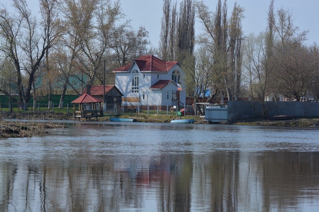 Limanlar Лодочная станция, Bobrov, foto