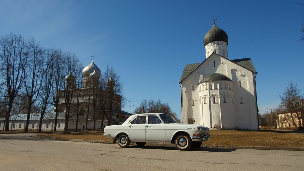 Restorasyon atölyeleri Garage_i, Velikiy Novgorod, foto