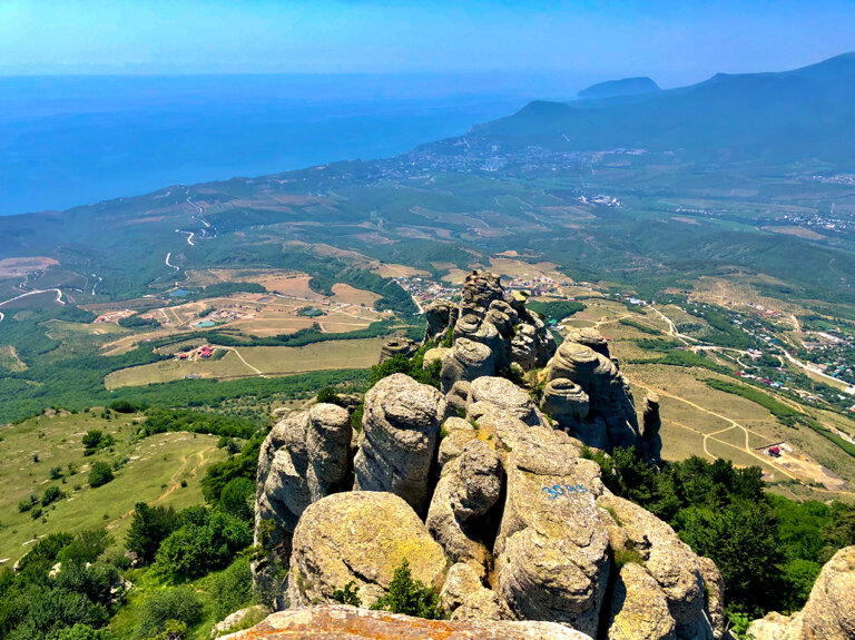 Dağ zirvesi Гора Аленга, Kırım Cumhuriyeti, foto