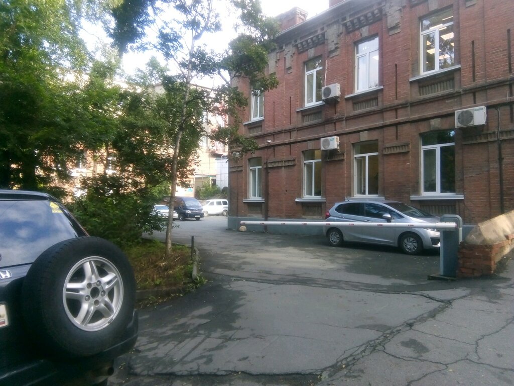 Otoparklar Avtostoyanka na Svetlanskoy, Vladivostok, foto