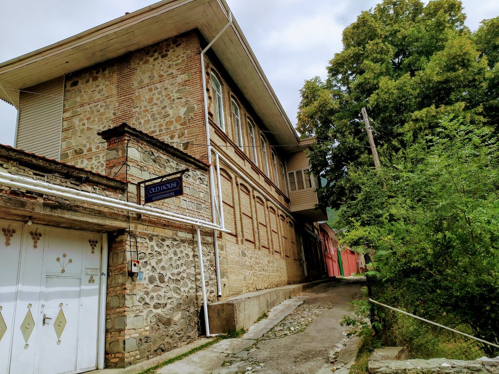 Otel Old House Guesthouse, Şeki, foto