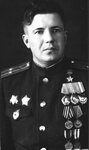 Герою Советского Союза Загрядскому Ивану Ивановичу (Trudovye Rezervy Street No:21), anıt levhası, anıt taş  Novomoskovsk'tan