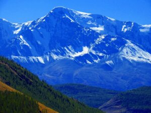 Altay (Altai Territory, Kuryinskiy rayon), dağ zirvesi  Altayski krayından