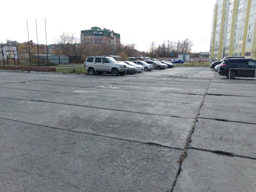 Otoparklar Парковка, Omsk, foto