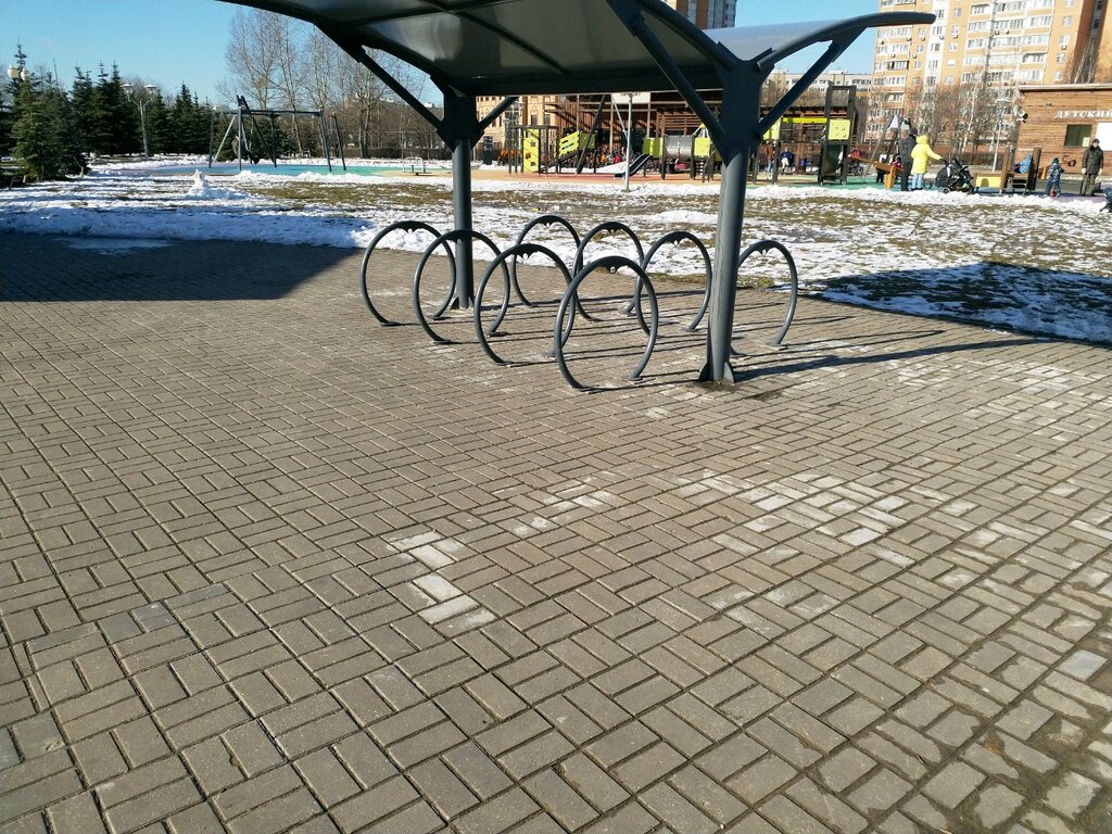 Bisiklet park yerleri Bicycle parking, Moskova, foto