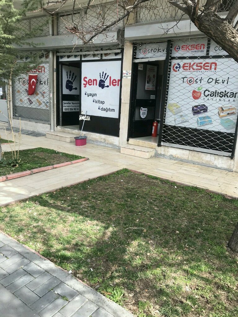 Yayınevleri, yayıncılar Eksen Yayıncılık, Ankara, foto