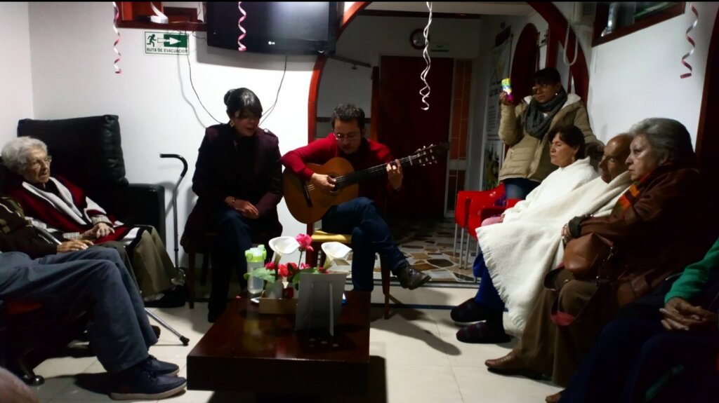 Özel muayenehaneler Luz Del Sol Gerontological Home, Bogota, foto