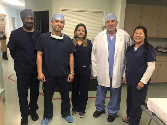 Optik Ellis Eye & Laser Medical Center, Kaliforniya Eyaleti, foto