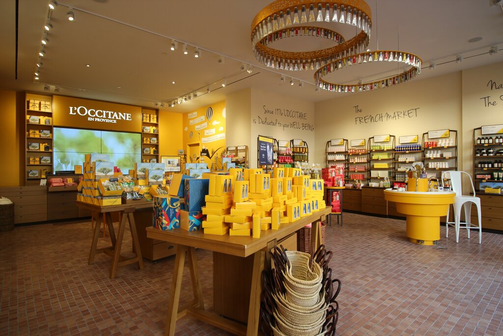 Kozmetik ve parfümeri mağazaları L'occitane EN Provence, Commerce, foto